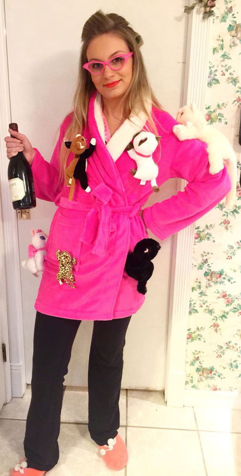24 Cheap And Easy DIY Halloween Costumes For Everyone