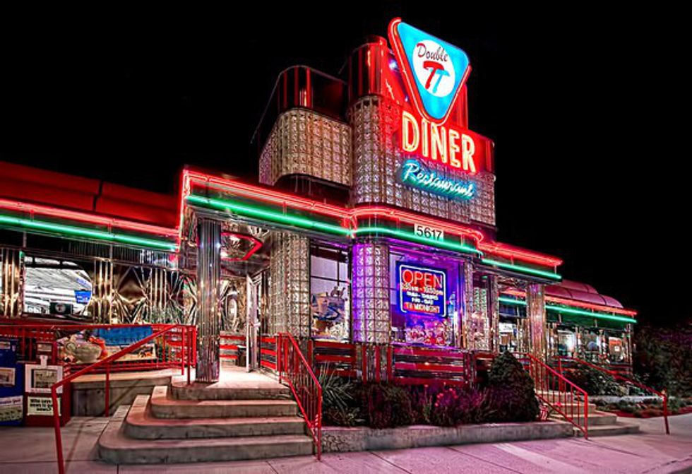 5 Diners You Must Eat At This Summer