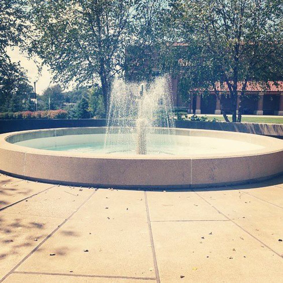 10 Ways To Tell You Went To A Small College