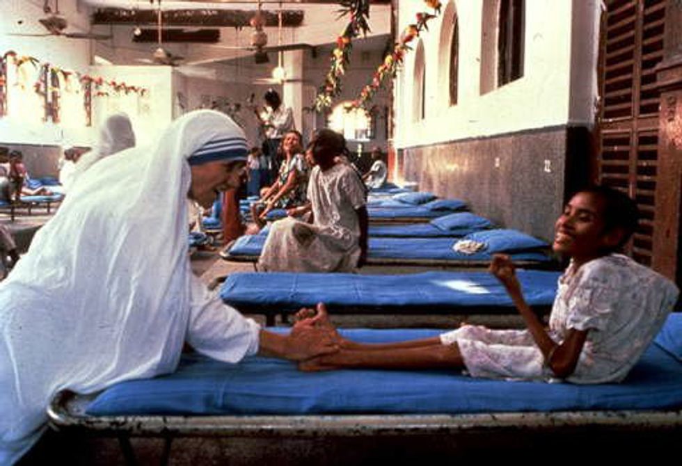 9 Timeless Lessons From Now Saint Teresa Of Calcutta
