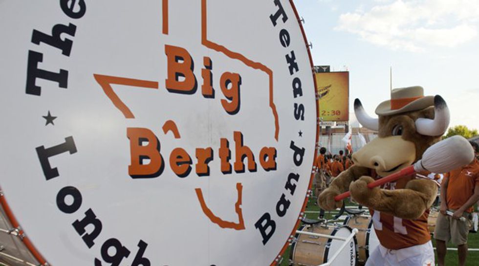 10 Reasons Why Texas Longhorn Football is In A League All On Its Own