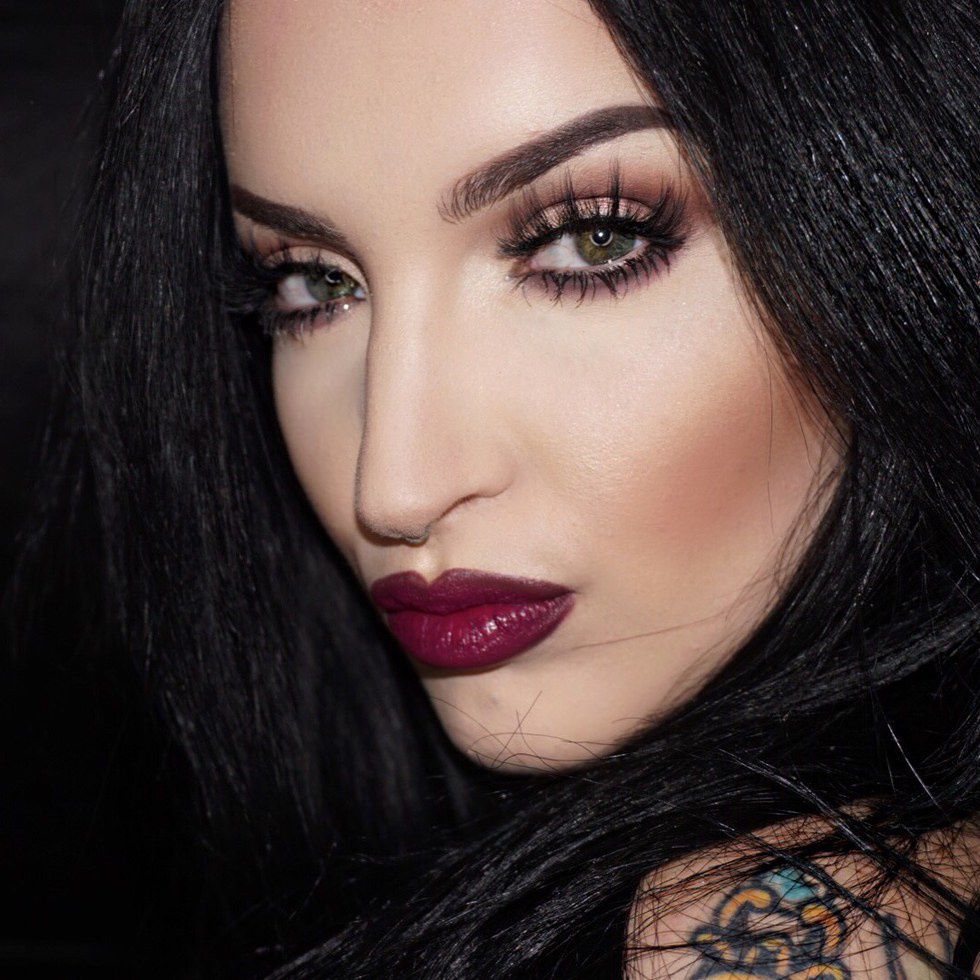 Behind The Scenes With Hannah Burt