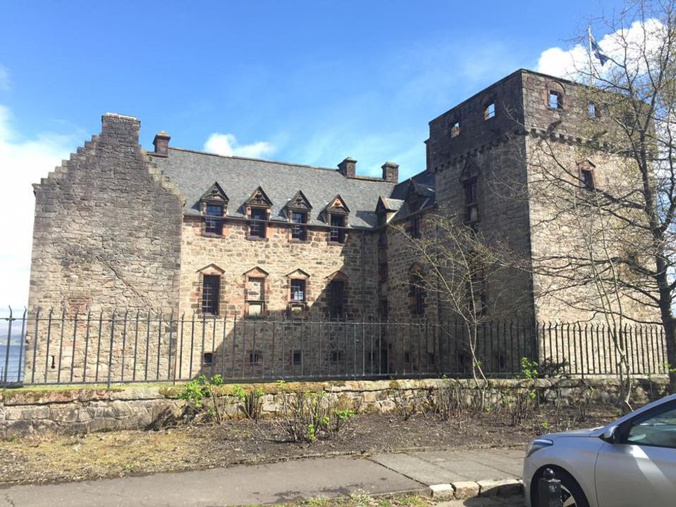 10 Castles You Need To Visit While In Scotland