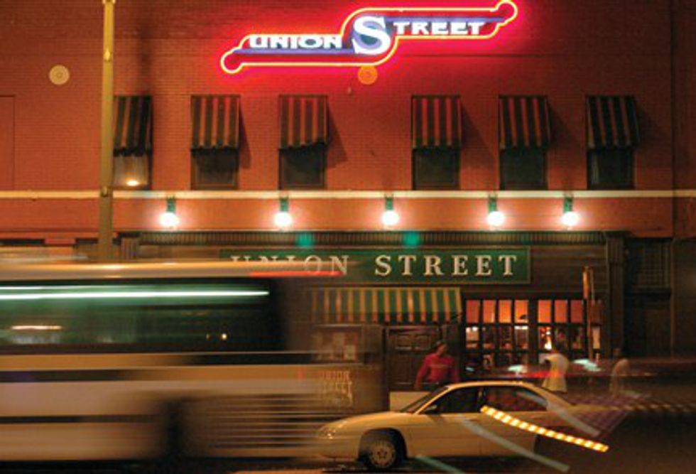 8 Detroit Wonders For Your Summer