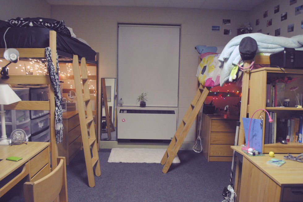 20 Ways for Surviving The Dorm Bunk Bed