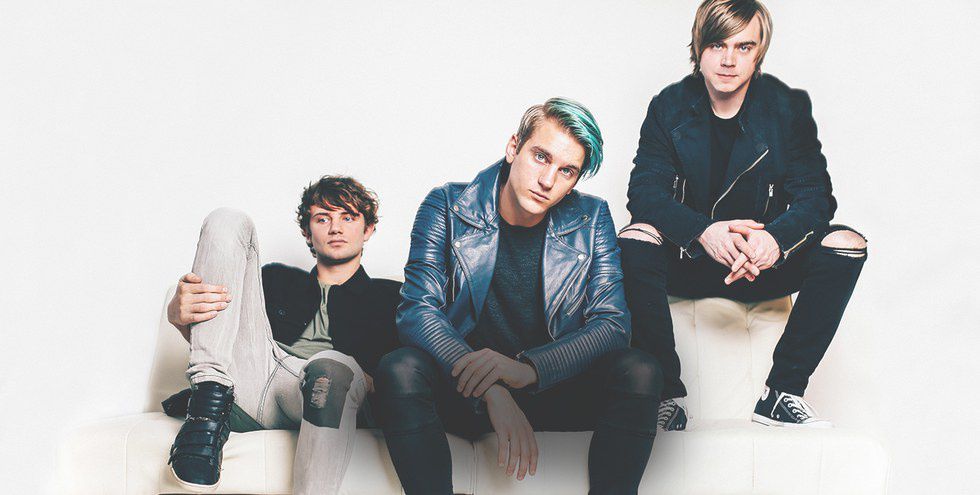 15 Chill Summer Tunes For Good Summer Vibes