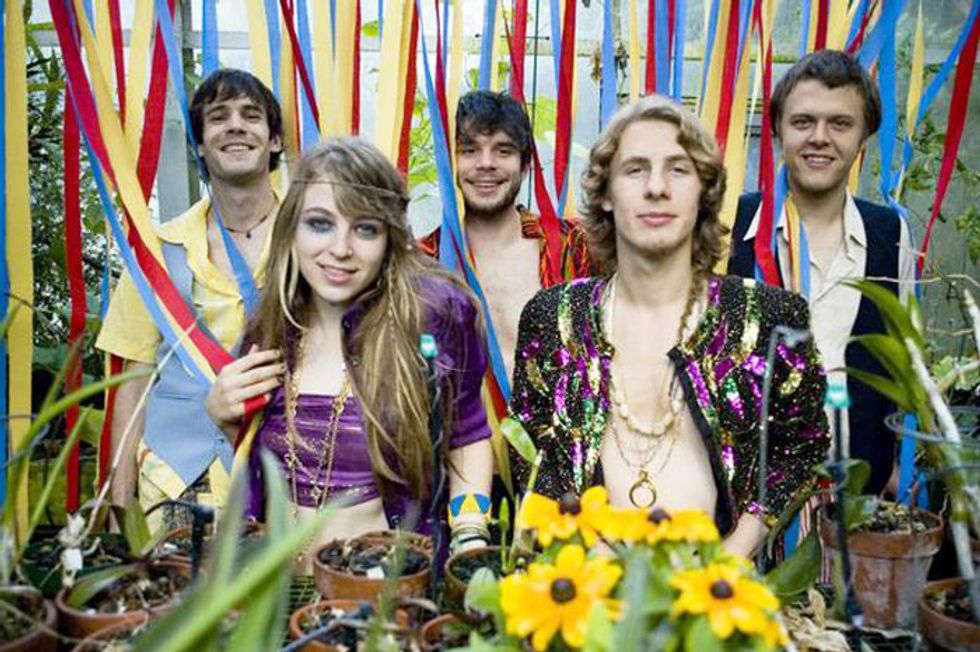 15 Chill Summer Tunes For Good Summer Vibes