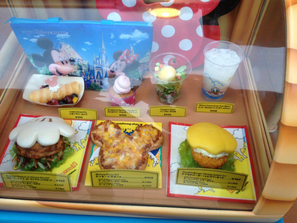 13 Reasons Why Every Disney Lover Should Visit Tokyo Disney At Least Once