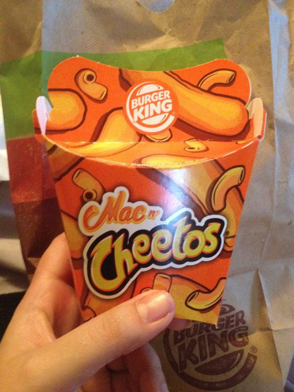 I Tried Burger King's Mac and Cheetos So You Don't Have To