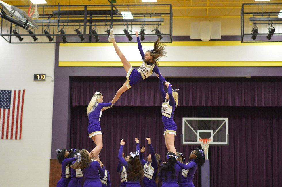 10 Life Lessons Cheerleading Taught Me
