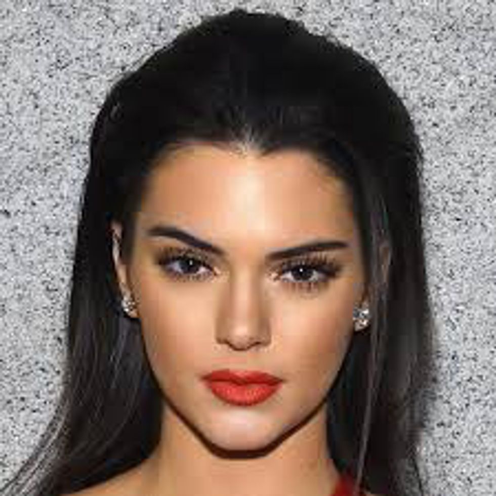 Celebrities To Follow On Snapchat