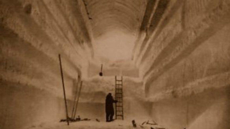 4 Truly Bizarre Cold War Plots