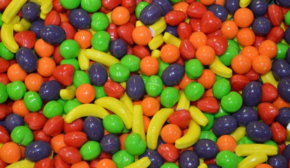20 Of Your Favorite '90's Candies
