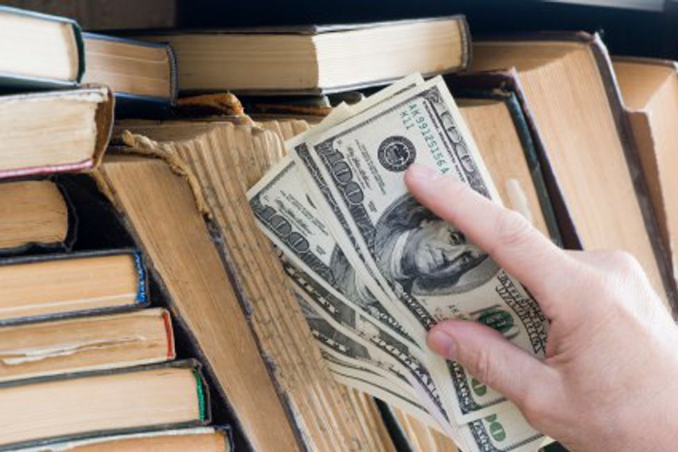 11 Reasons Why Books Are Better Than Television And Movies 11 Reasons Why Books Are Better Than Television And Movies