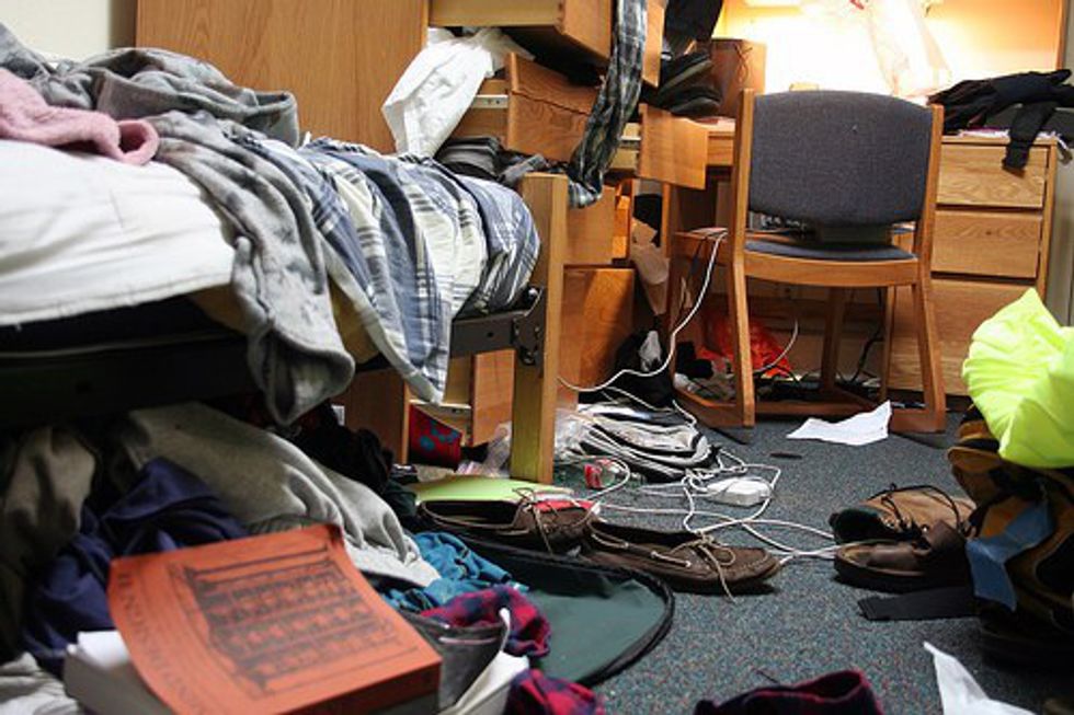 4 Roommate Conflicts We Know All Too Well