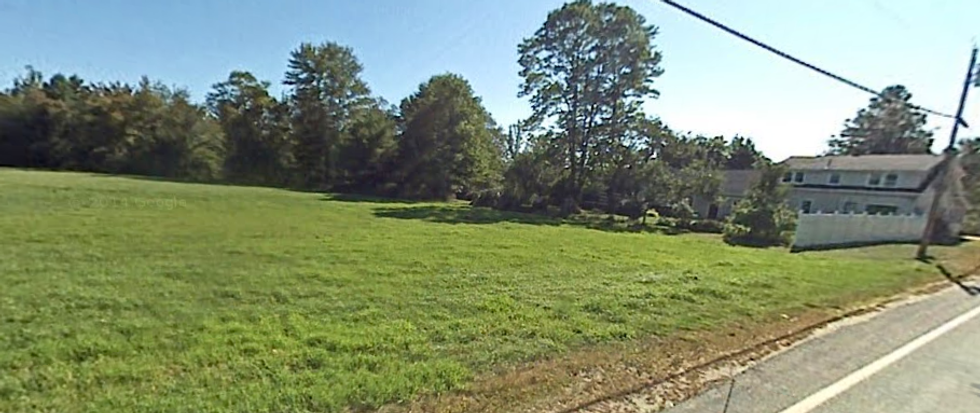 25 Signs You Grew Up In Carthage, Maine