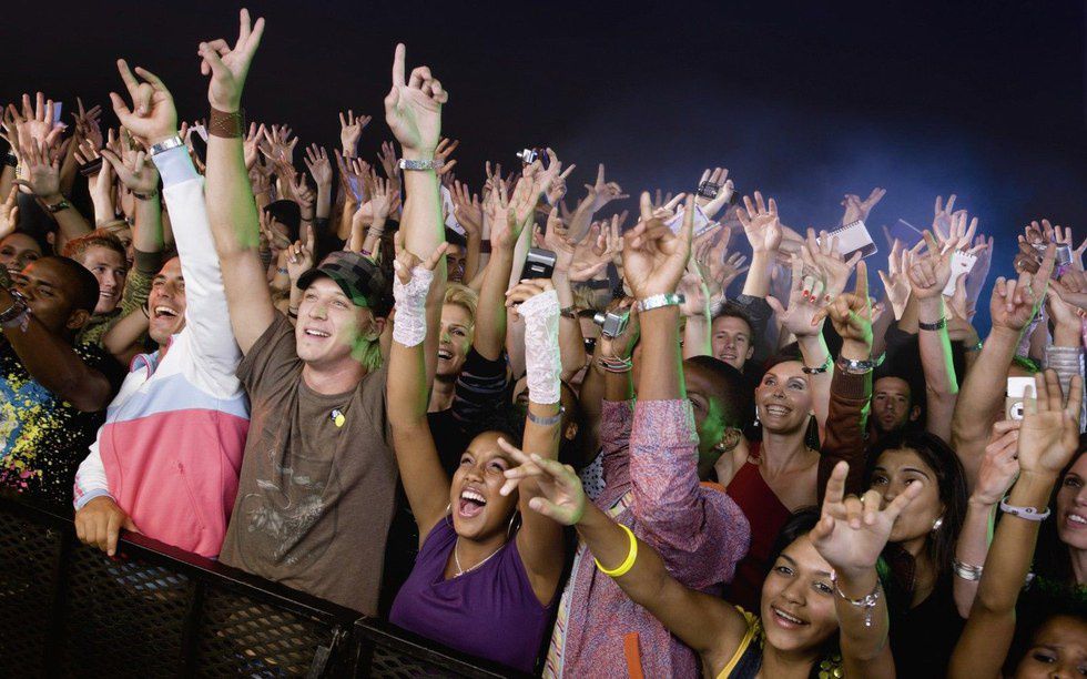 10 Signs You Are A Concert Addict