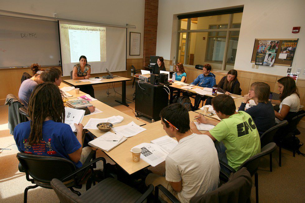 10 Reasons Why Having A Friend In Class Is The Best