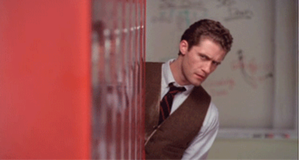 10 Signs You're A Total Klutz