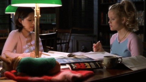 10 Ways To Channel Your Inner Elle Woods This Finals Season