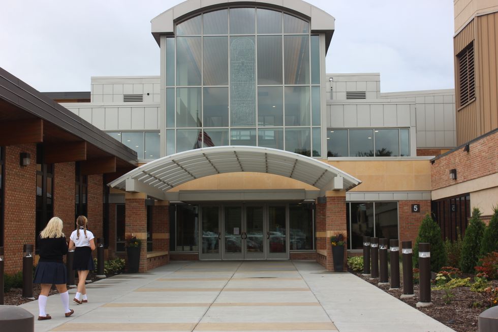 Why I Chose to Attend an All-Girls Private High School