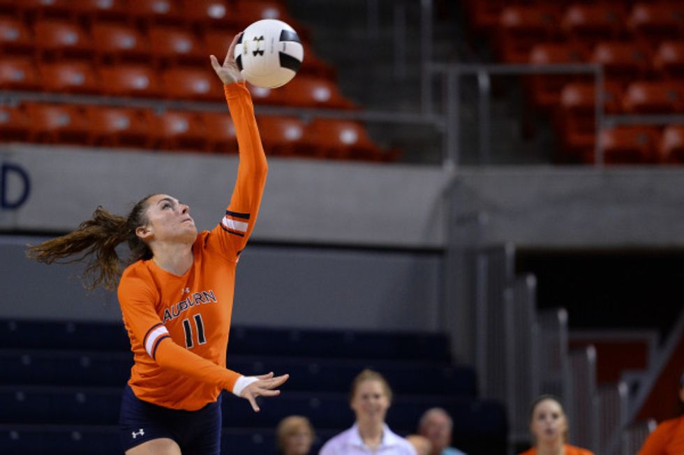 14 Collegiate Female Volleyball Players Who Are More Beautiful Than Any ...