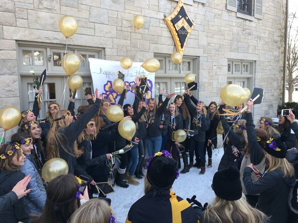 14 Reasons You Need To Be Joining A Sorority This Semester