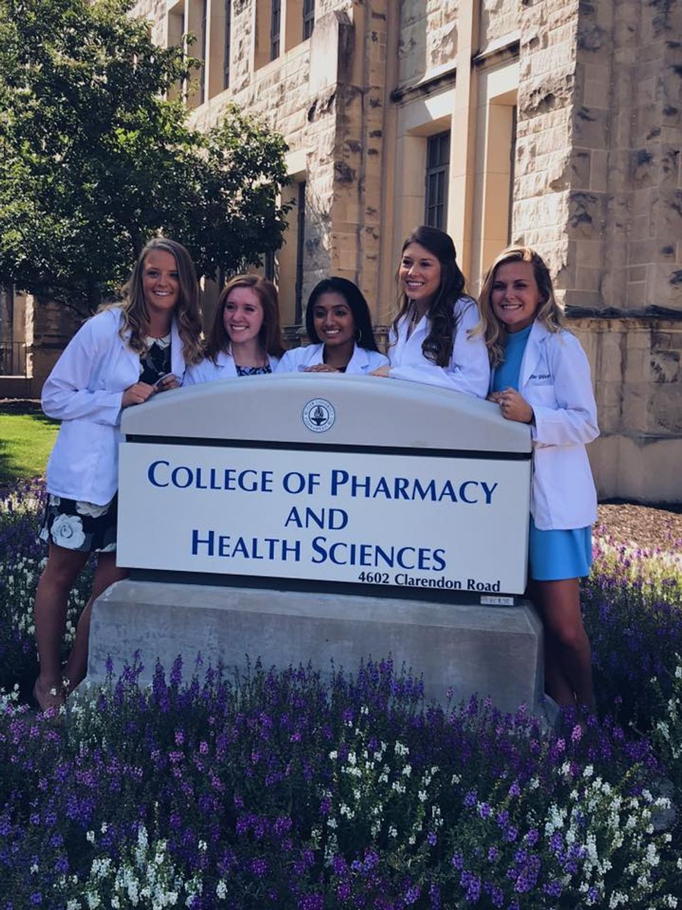 14 Reasons You Need To Be Joining A Sorority This Semester
