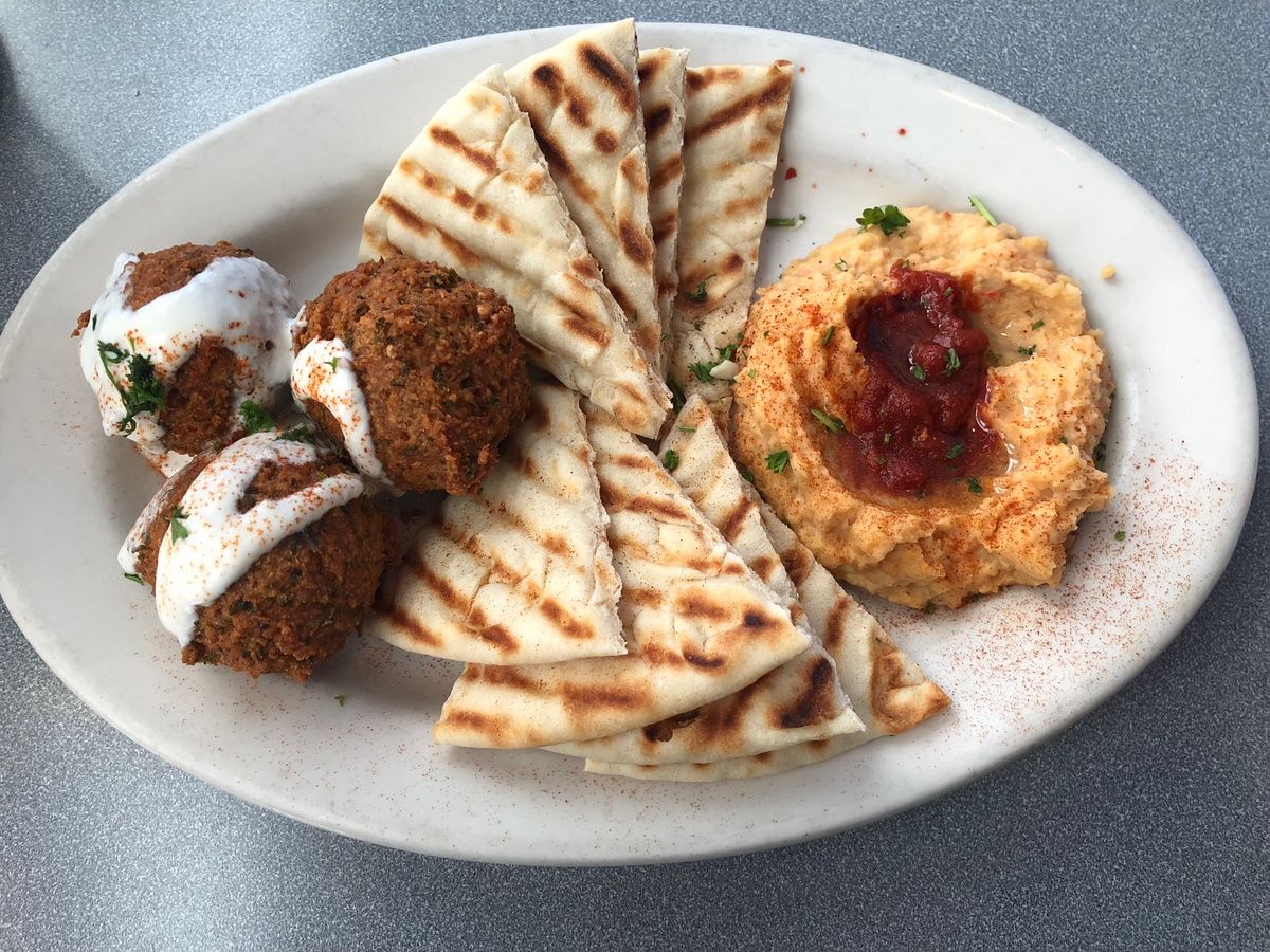18 Normal Restaurants With Vegan Options That You'll Actually Want To ...