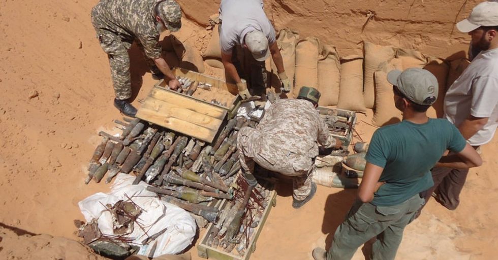 ISIS is digging up Nazi land mines in Egypt to use for IEDs - Americas ...