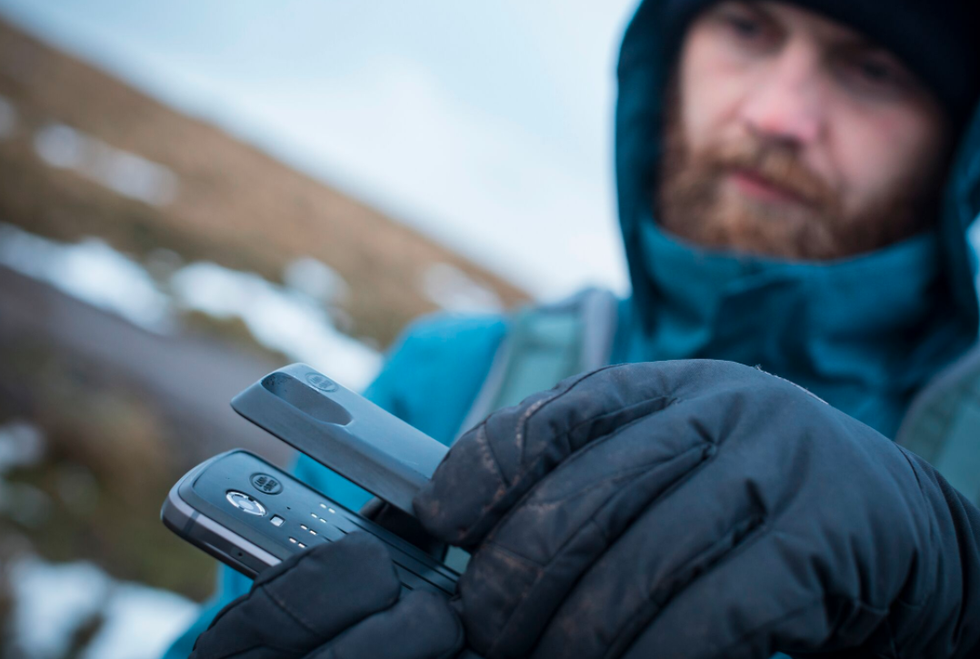 Bullitt reveals new tough phones from Cat and Land Rover - Gearbrain