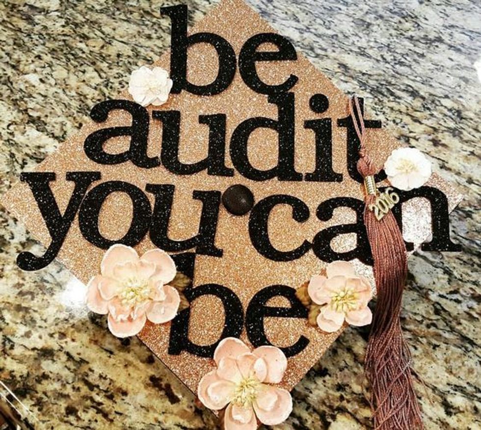 13 Pinterest Inspired Graduation Caps For Business Majors