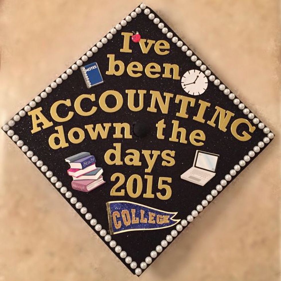 13 Pinterest Inspired Graduation Caps For Business Majors