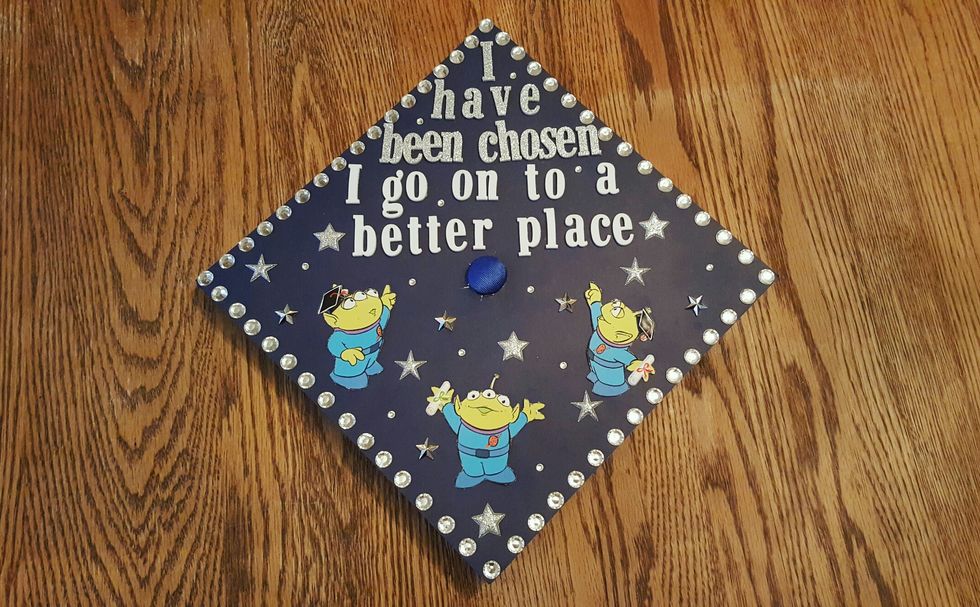 15 Graduation Cap Decorating Ideas For Every Disney Fan