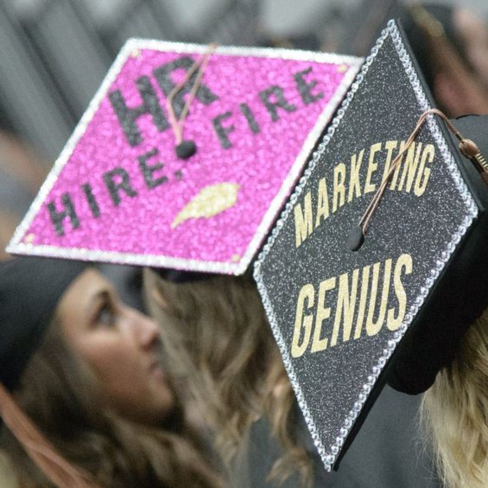 13 Pinterest Inspired Graduation Caps For Business Majors