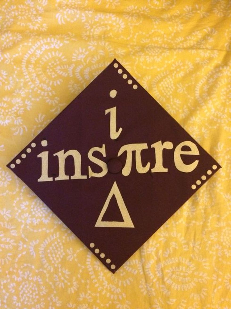 15 Graduation Cap Decorating Ideas For Pun Lovers