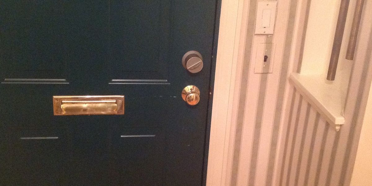 Danalock V3 Smart Lock Review For Smart Homes and Airbnb - Gearbrain