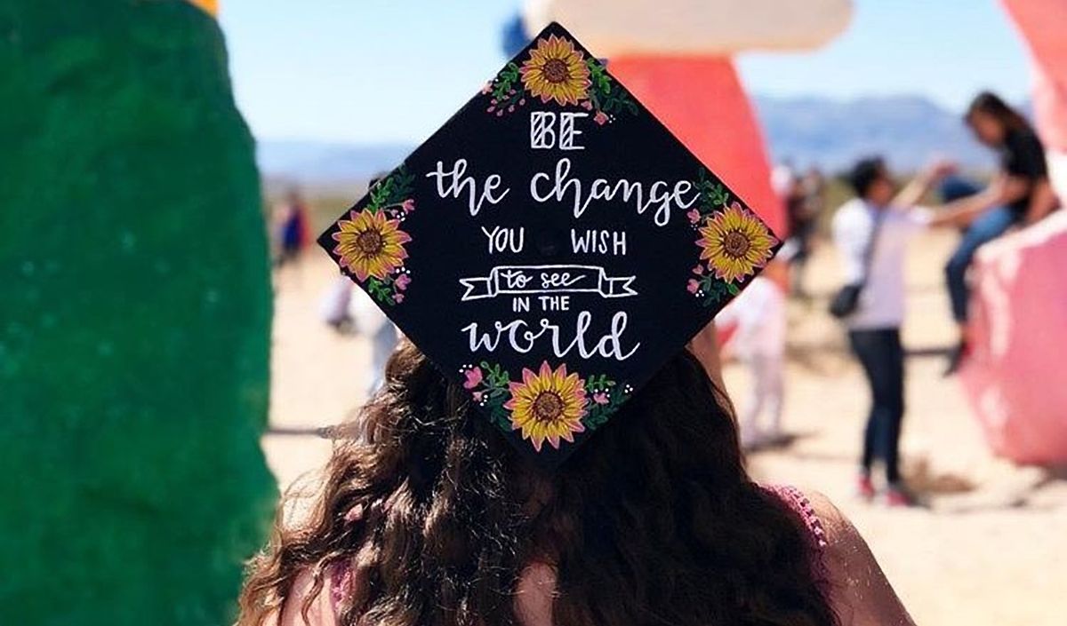 20 Graduation Cap Ideas For The Senior Who Wants To Make All Their ...