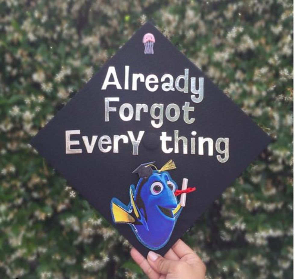 25 Graduation Cap Decoration Ideas For Disney Lovers