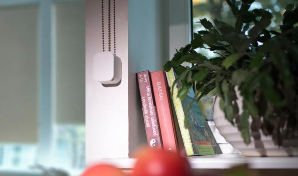 Smart motorized window blinds: How to install and control - Gearbrain