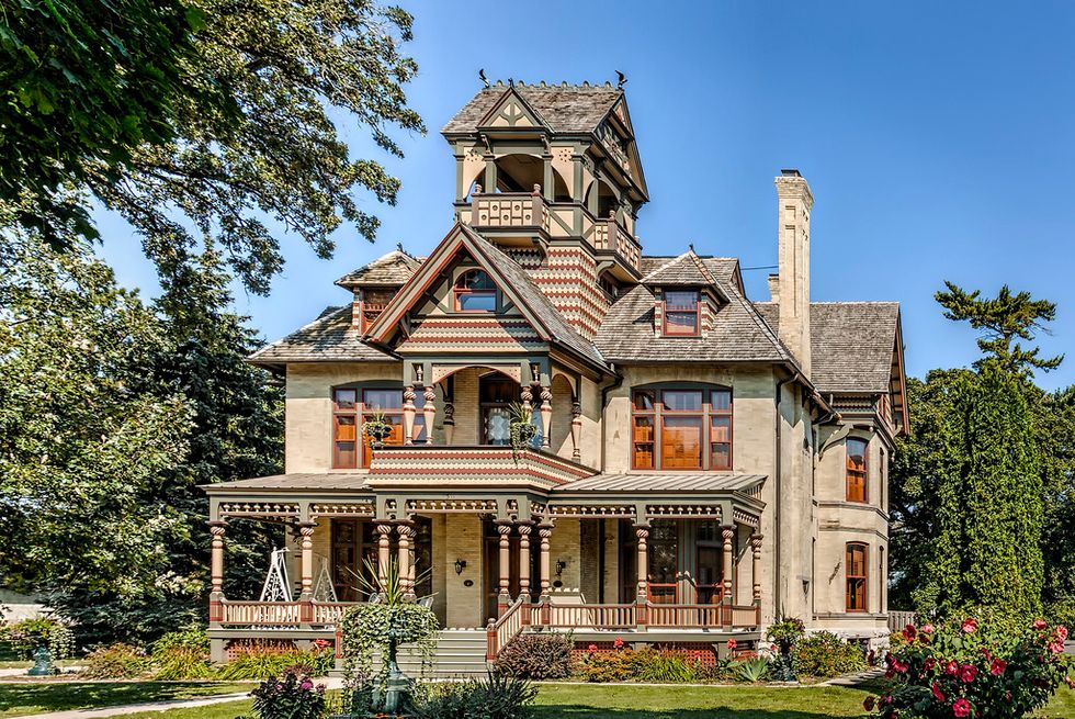 Beautiful Fancy Houses