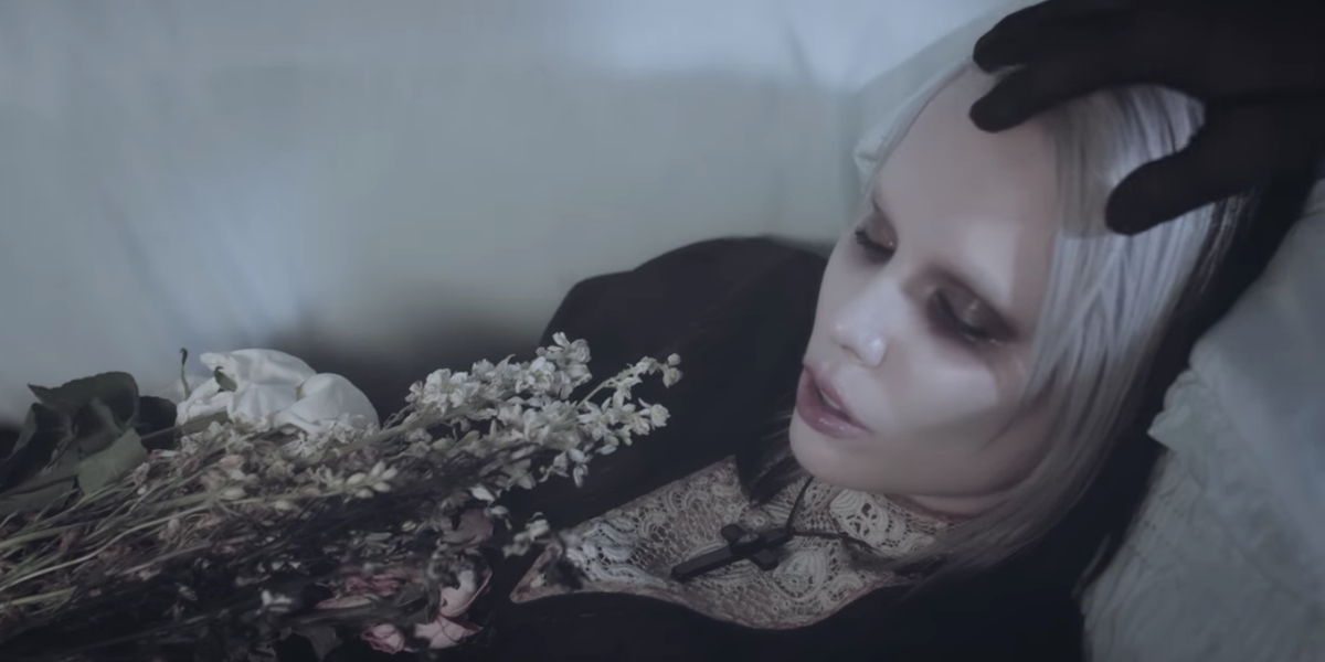 Alice Glass Regains Control After an Abusive Relationship - PAPER Magazine