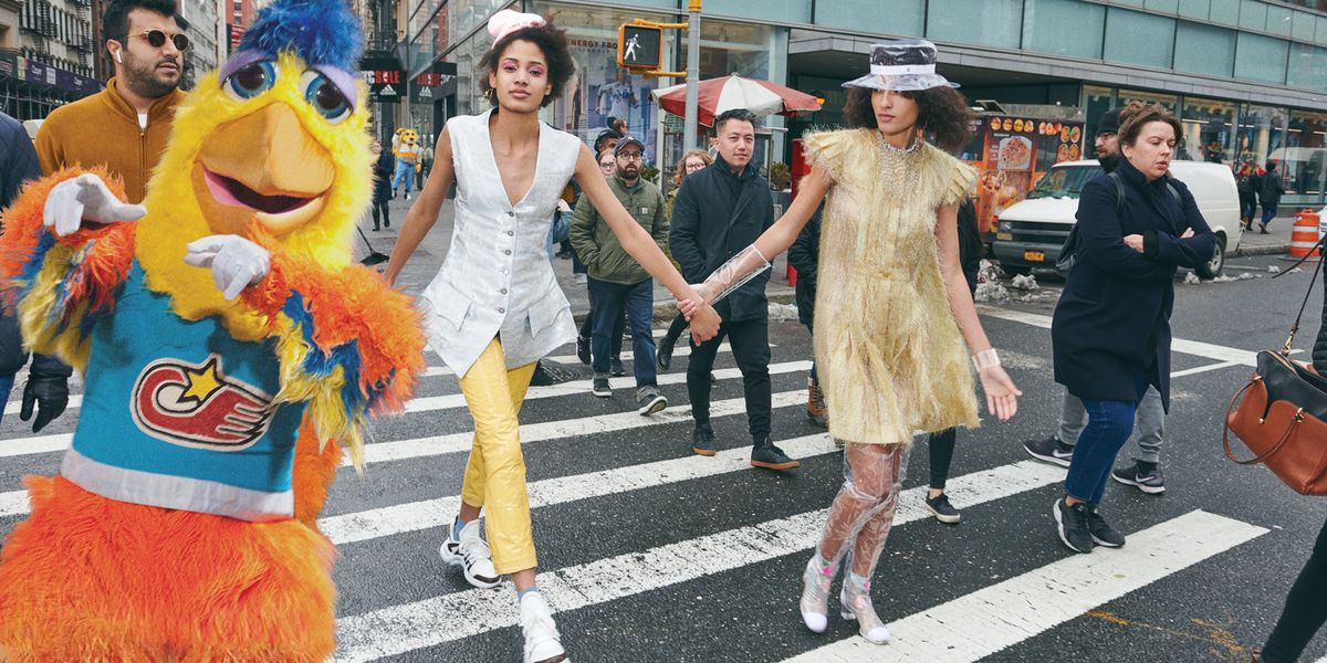 Your Favorite Sports Mascots Take Over NYC - PAPER Magazine