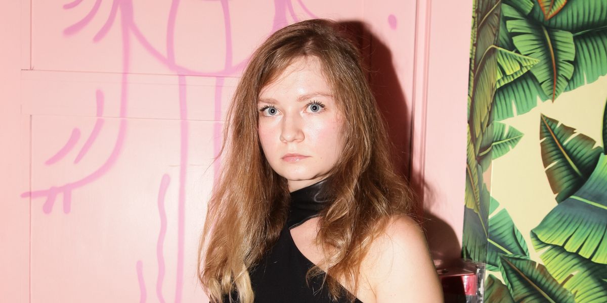 Anna Delvey Wants You Write Her - PAPER Magazine