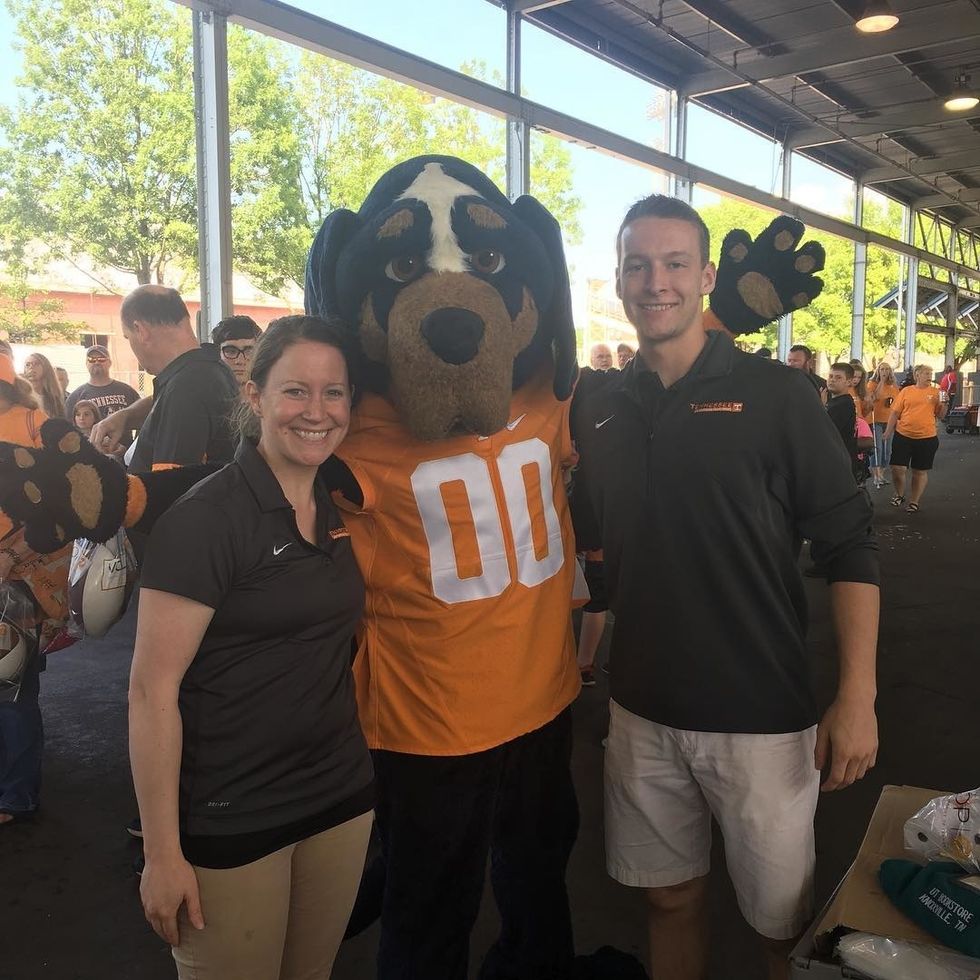 7 Great Jobs For University Of Tennessee Students (And Their Schedules)