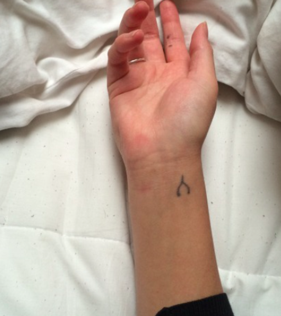 26 Small Tattoo Ideas If You're Afraid Of Commitment But Want A Tattoo