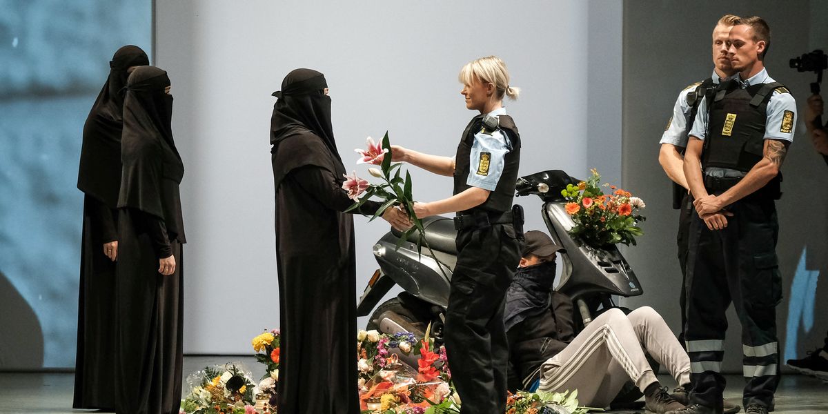 Fashion Designer Protests Denmarks Burqa Ban Paper Magazine