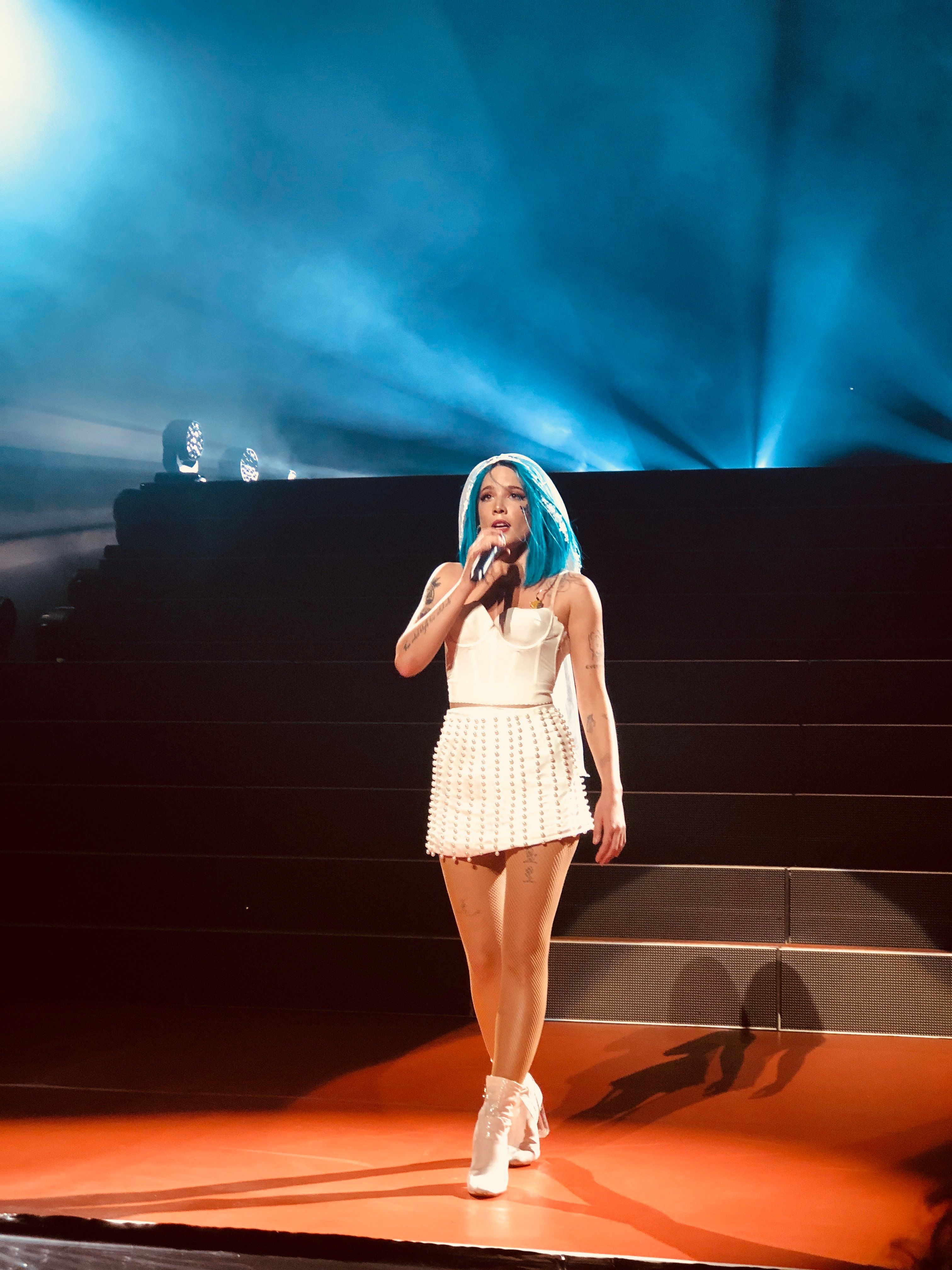 What Halsey Is Like In Concert