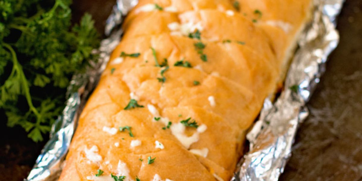 Cheesy Grilled Garlic Bread - My Recipe Magic