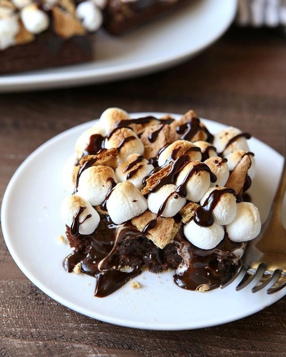 10 Crazy And Creative Ways To Make S'mores